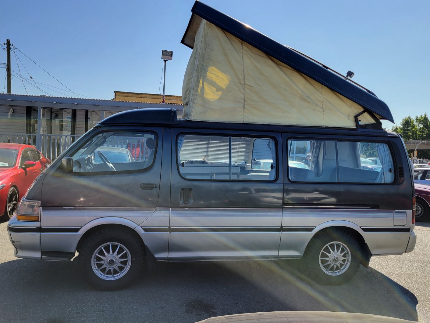 Toyota Hiace Pop-Top Campervan DIESEL | JDM Import Ltd.
