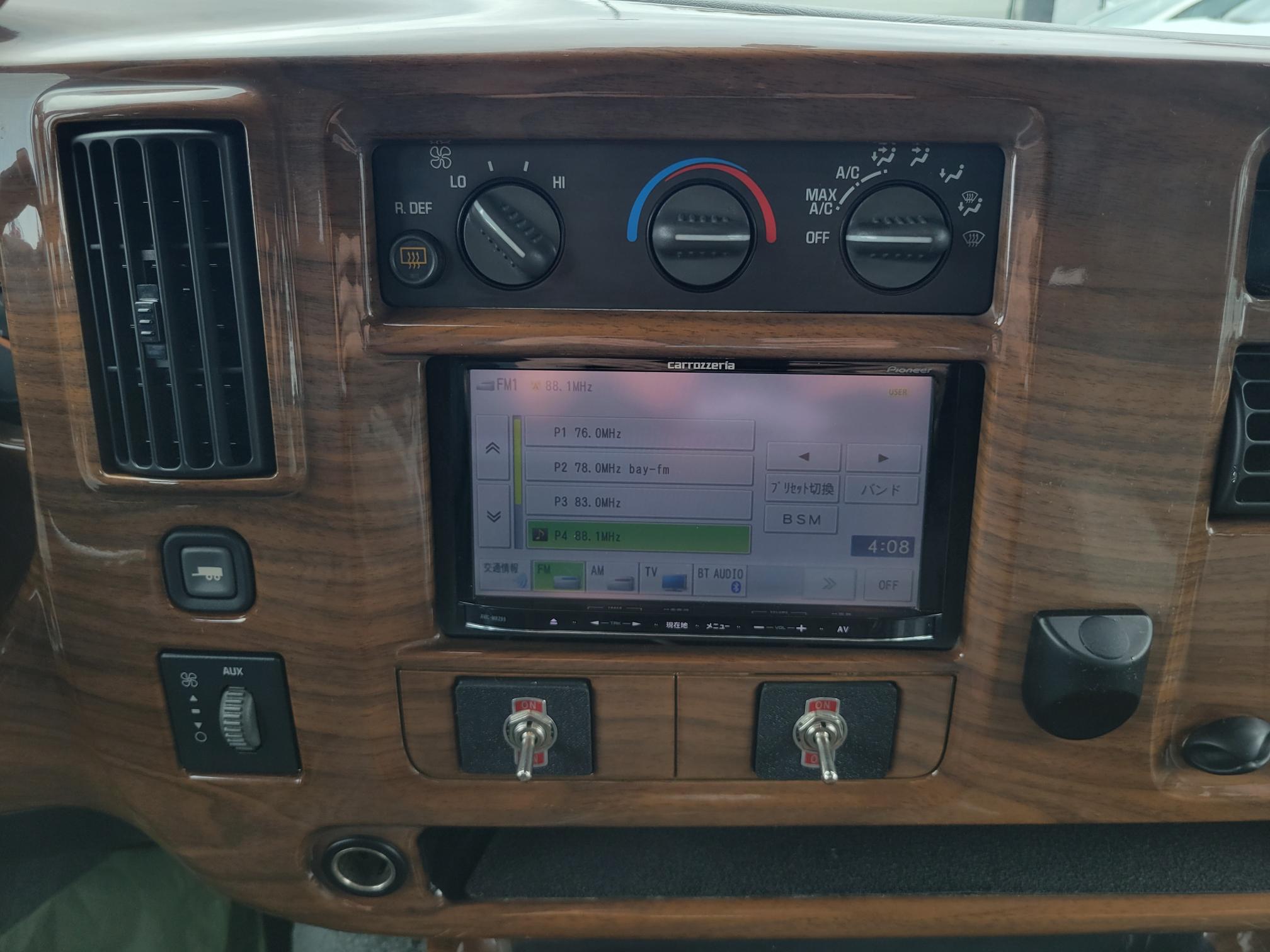 Chevrolet Express Starcraft AWD | JDM Import Ltd.