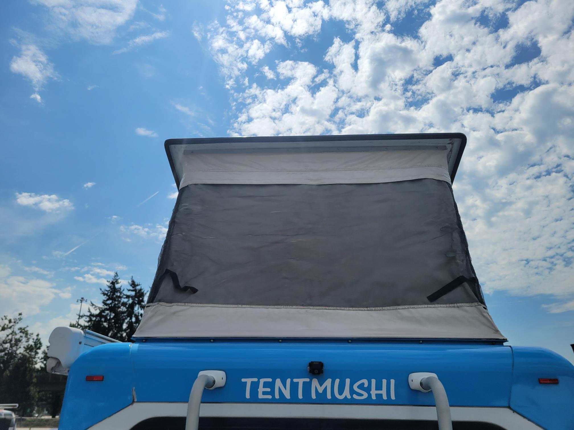 Mazda Scrum/Suzuki Carry 4WD Tiny Camper | JDM Import Ltd.