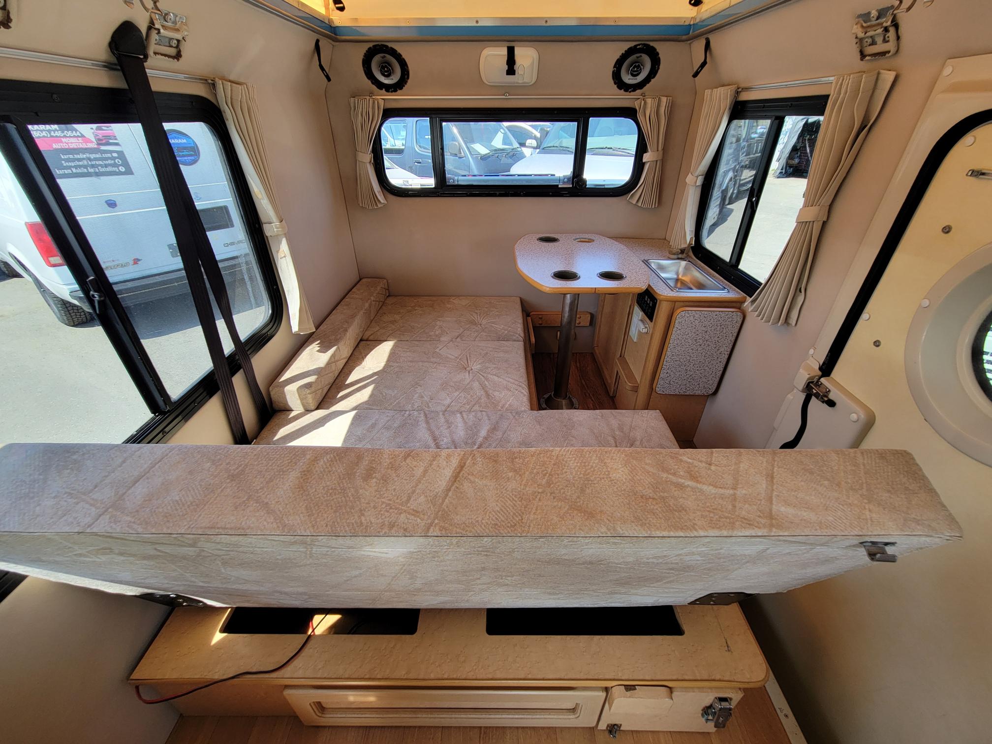 Mazda Scrum/Suzuki Carry 4WD Tiny Camper | JDM Import Ltd.
