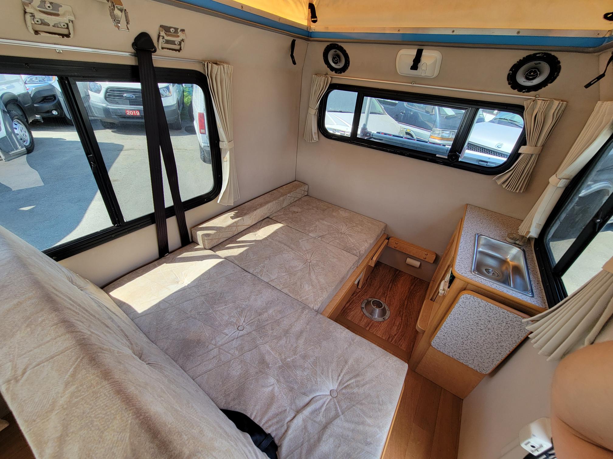 Mazda Scrum/Suzuki Carry 4WD Tiny Camper | JDM Import Ltd.