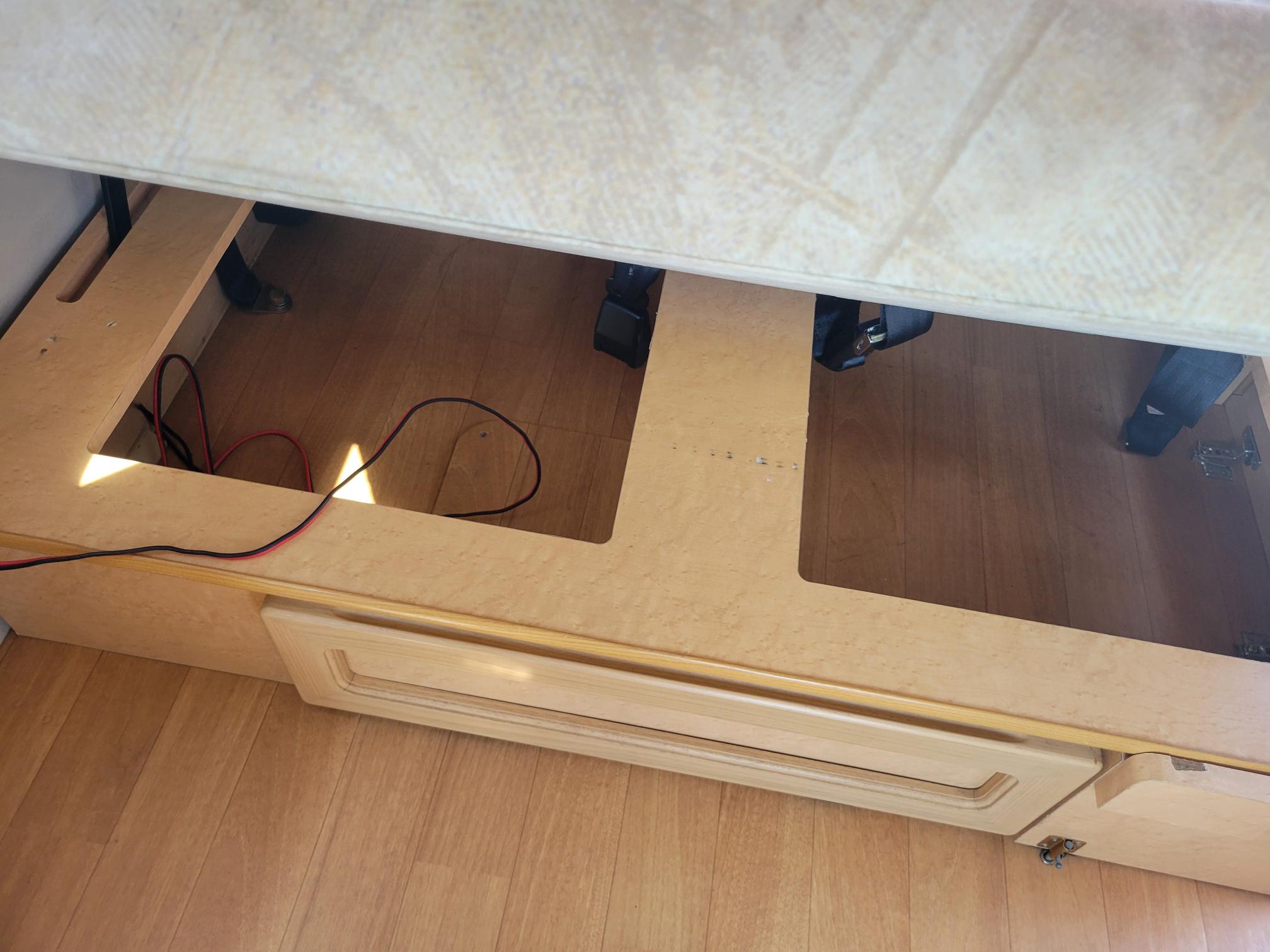 Mazda Scrum/Suzuki Carry 4WD Tiny Camper | JDM Import Ltd.