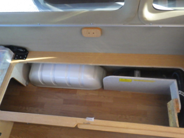Toyota Hiace AWD Campervan w/raised roof | JDM Import Ltd.